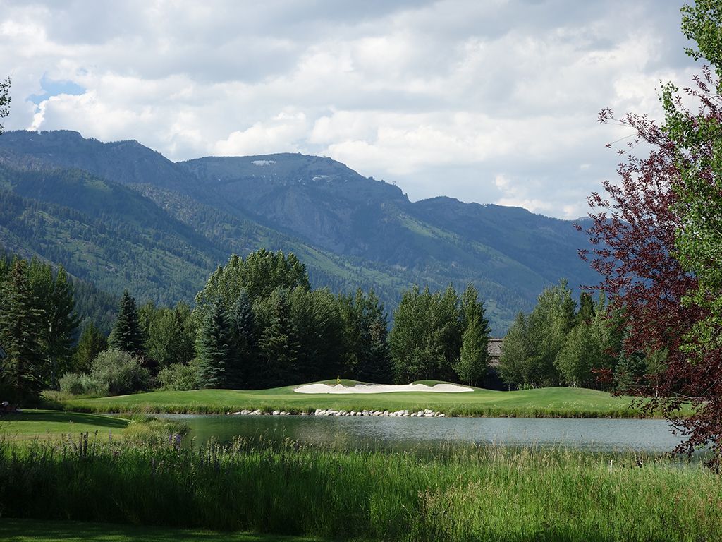 Photographs | GolfCourseGurus